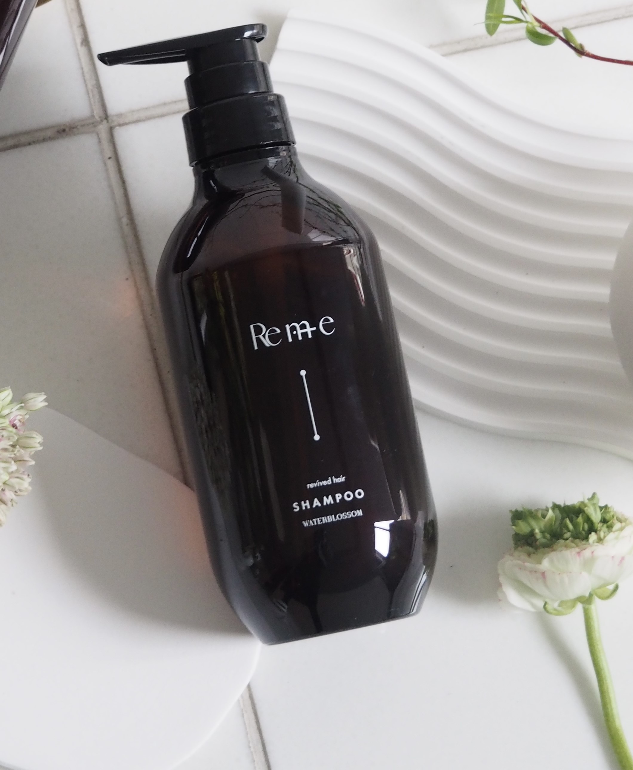 Remieシャンプー（定価税込8,800円） | Remie（リミエ）